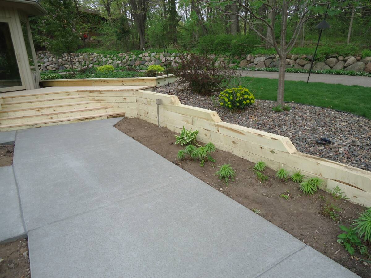 Retaining Walls Gallery - Northland Landscape & Construction Inc